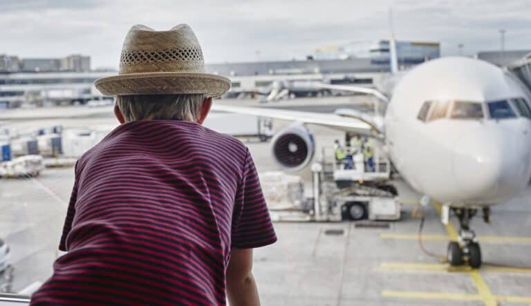 Airline Points Programs Guide and How to Maximize Airline Points - The Points Insider